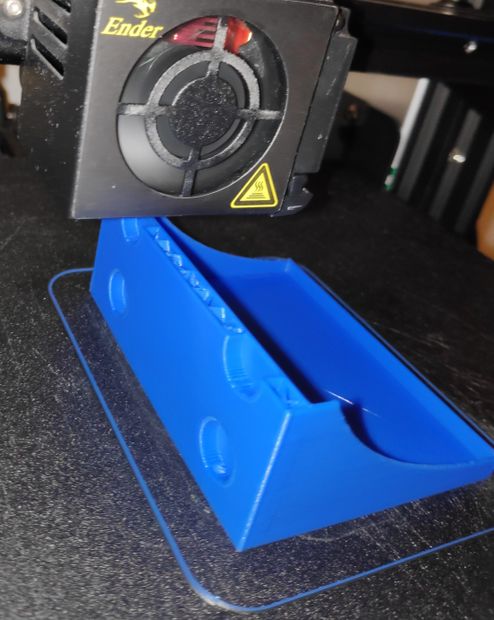 Small Magnetic Storage Box/tray - Tinkercad