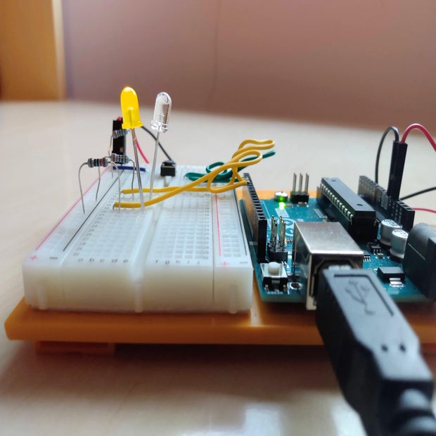 Arduino Basics With Night Light - Tinkercad