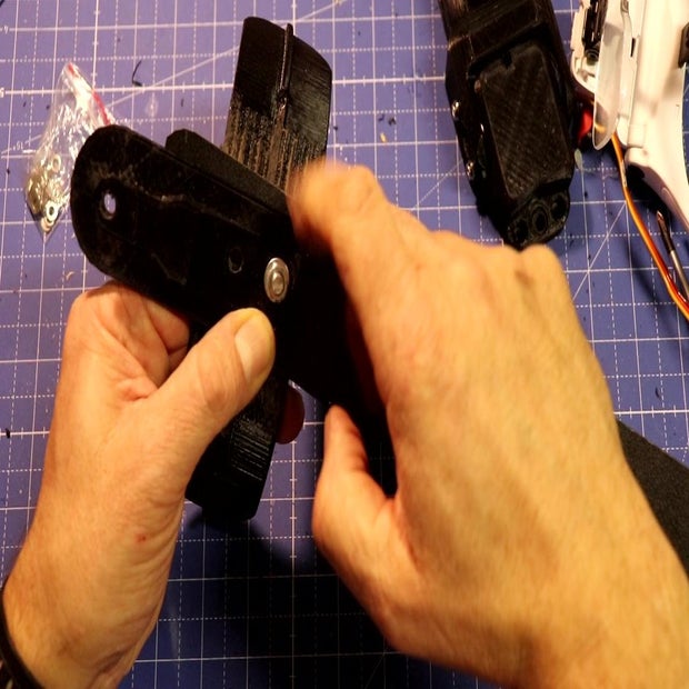 Servo Shoulder Support (Partial Exoskeleton) - Tinkercad