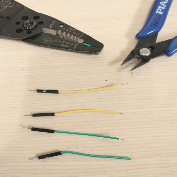 Autonomous Robot Racer: Analog Mode (no Microcontroller Needed) - Tinkercad