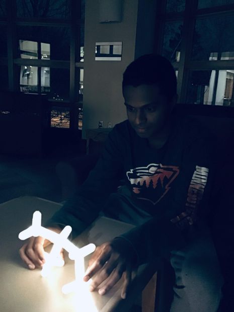 Modular Molecule Lamp - Tinkercad