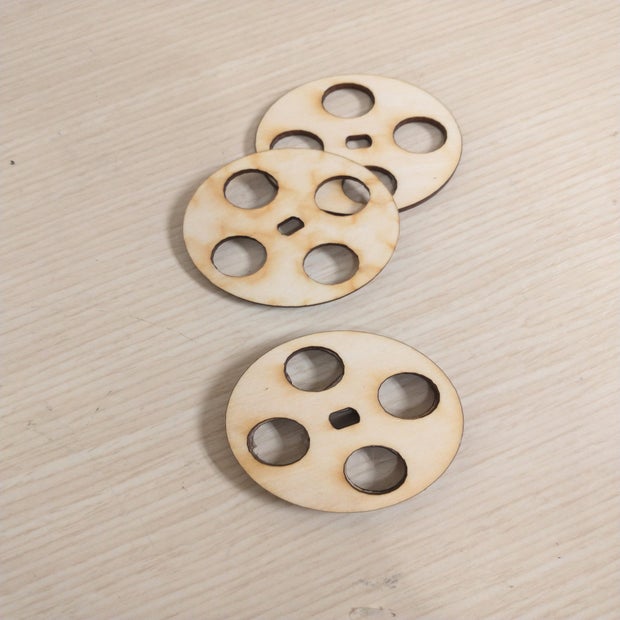 Autonomous Robot Racer: Analog Mode (no Microcontroller Needed) - Tinkercad