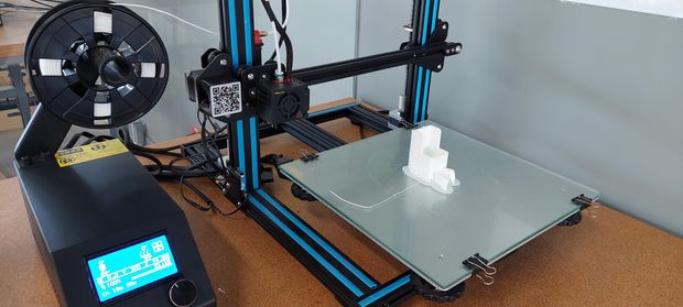 Evolution Games: Building Creatures With Basic Electronics - Tinkercad