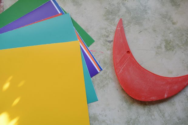 3D Printed Futuristic Space Age Wall Clock - Tinkercad