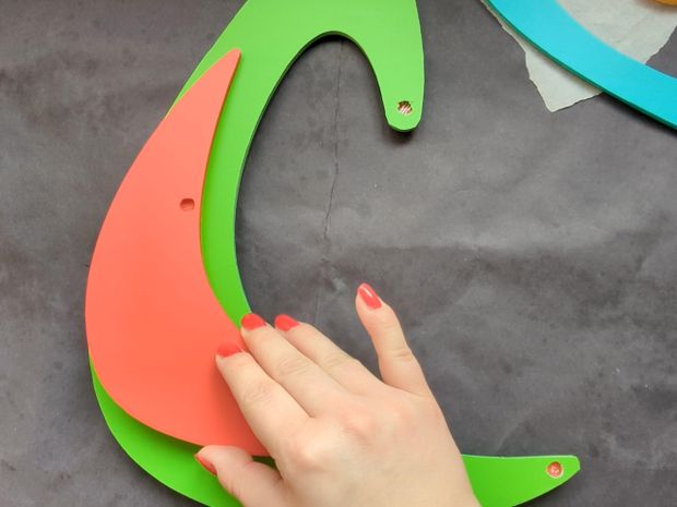 3D Printed Futuristic Space Age Wall Clock - Tinkercad