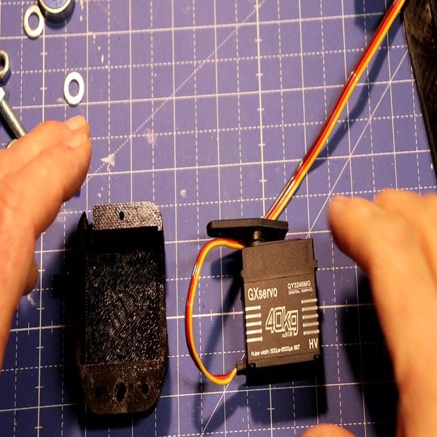 Servo Shoulder Support (Partial Exoskeleton) - Tinkercad