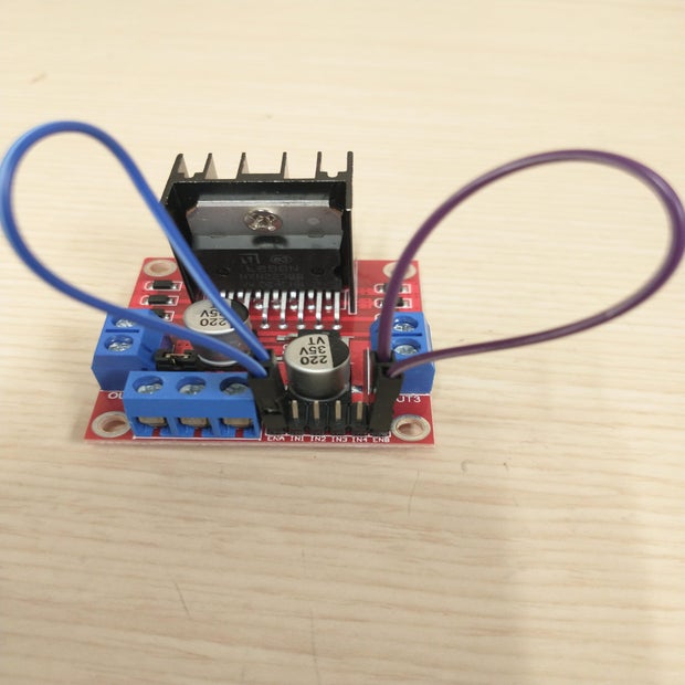 Autonomous Robot Racer: Analog Mode (no Microcontroller Needed) - Tinkercad