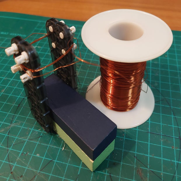 DIY Brushless DC Motor (Newman Motor) - Tinkercad