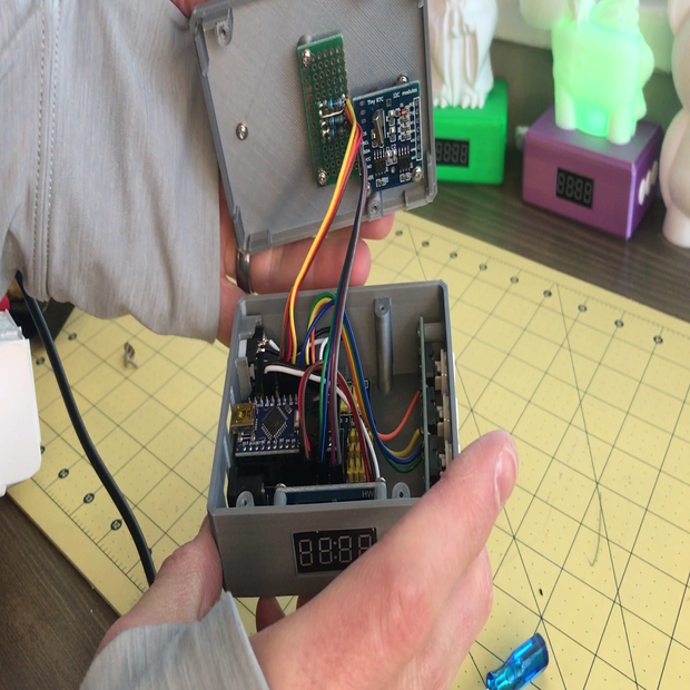 Kids Light Up Clock 2.0 - Tinkercad