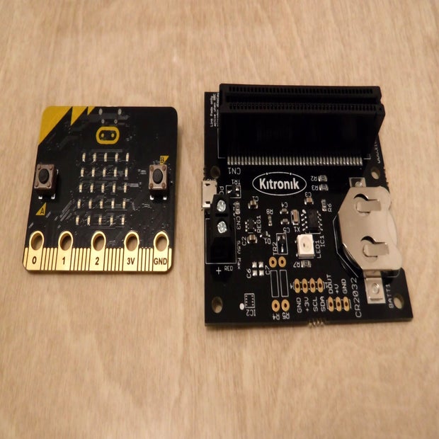 Micro Binary Clock - Tinkercad