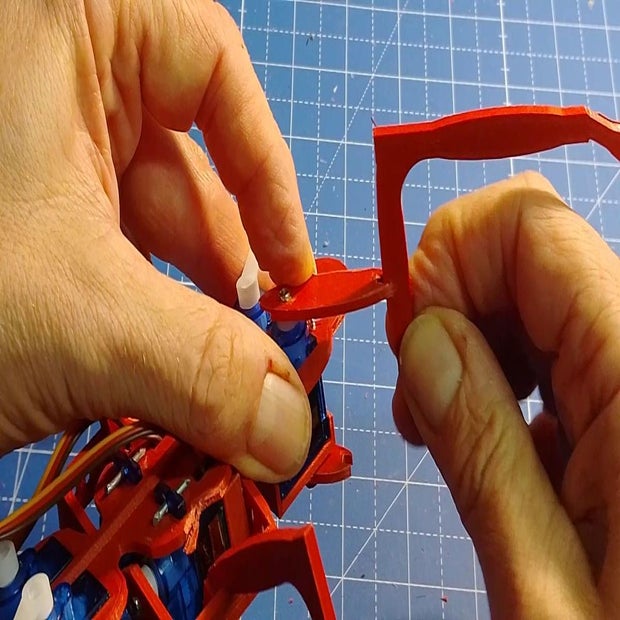 Red Robot Ant - Tinkercad