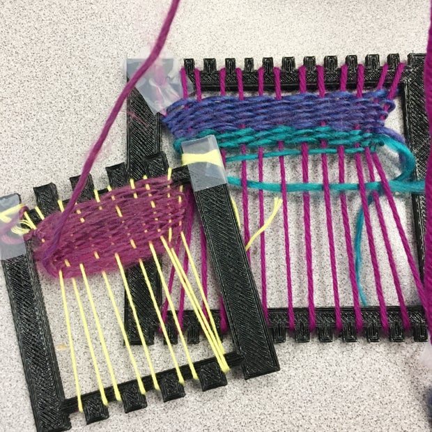 3D Printed Mini Looms - Tinkercad