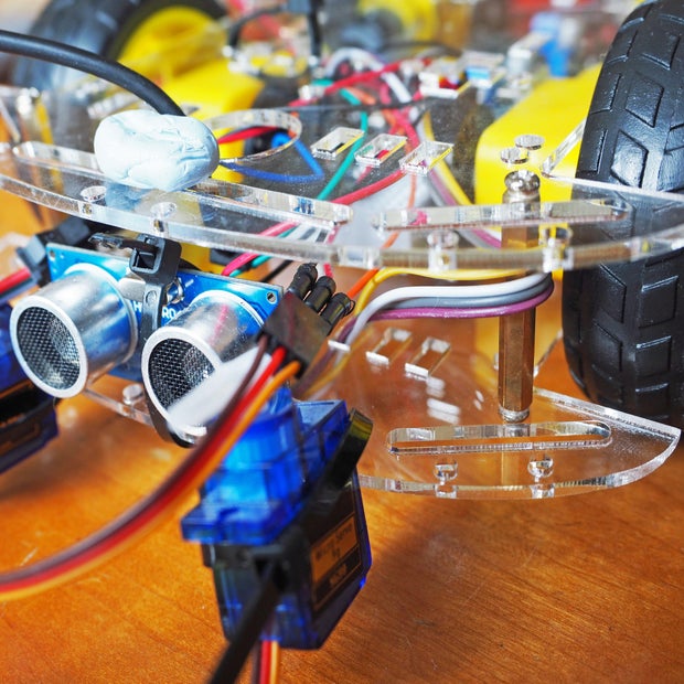 Autonomous Ball Chasing Rover Using Computer Vision - Tinkercad