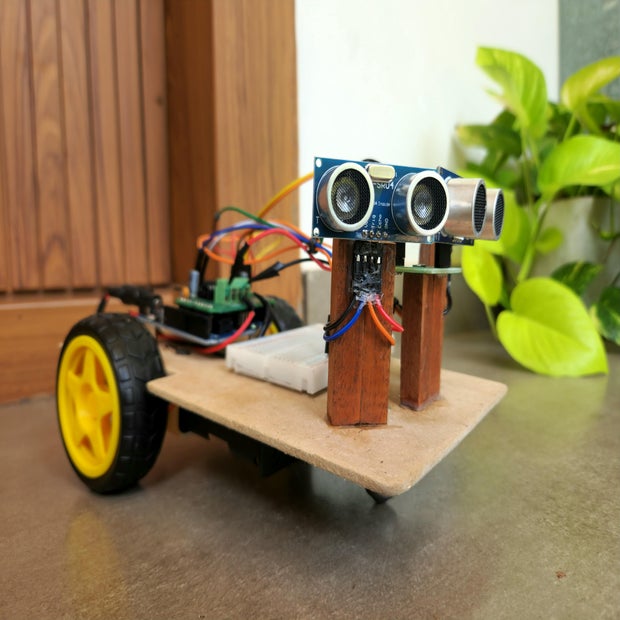 Hand Following Car Arduino And Ultrasonic Sensors Powered Tinkercad