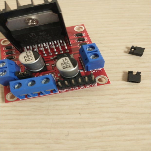 Autonomous Robot Racer: Analog Mode (no Microcontroller Needed) - Tinkercad