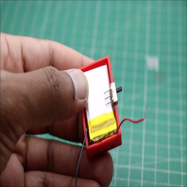 How to Make Mini Rechargeable Powerful LED Light - Tinkercad
