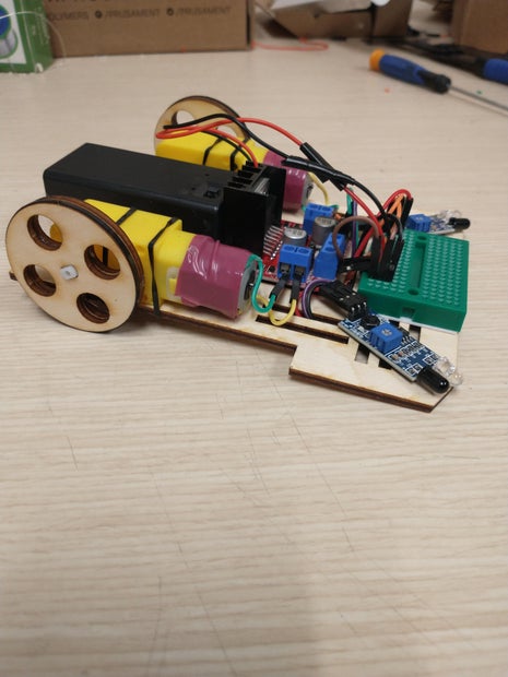 Autonomous Robot Racer Analog Mode No Microcontroller Needed Tinkercad