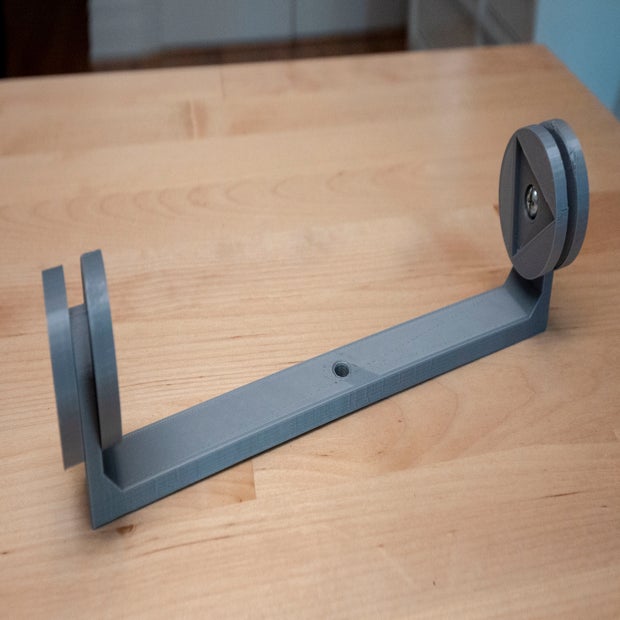 Prism Holder for Rainbow Portraits - Tinkercad