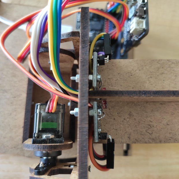 Micro:bit Solar Tracker - Tinkercad