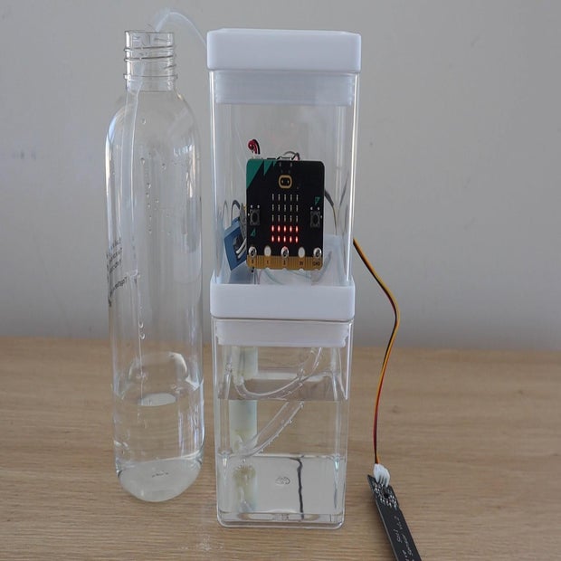 Automatic Plant Watering System Using a Micro:bit - Tinkercad