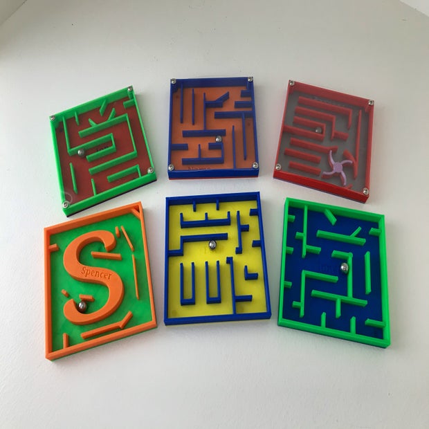 Moving Ball Maze - Tinkercad Student Project - Tinkercad