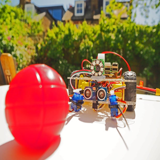 Autonomous Ball Chasing Rover Using Computer Vision - Tinkercad