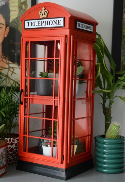Telephone Booth - Indoor Greenhouse With Lights - Tinkercad
