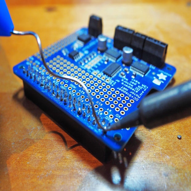 Autonomous Ball Chasing Rover Using Computer Vision - Tinkercad