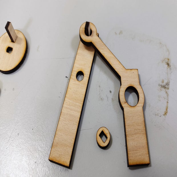 Tinkercad Robotics for School: Laser-cut Walking Machine! - Tinkercad