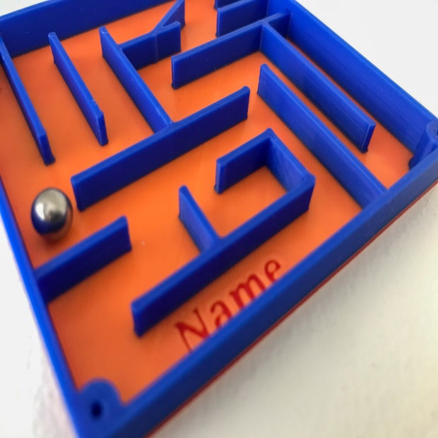 Moving Ball Maze - Tinkercad Student Project - Tinkercad