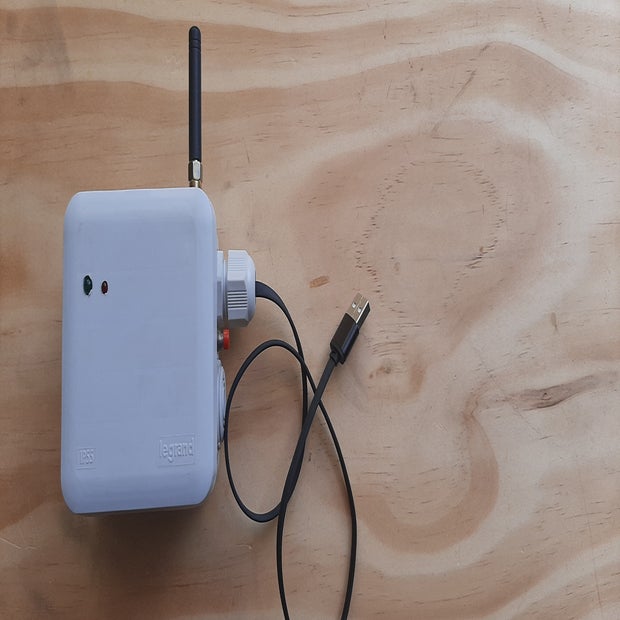 Water Level Monitoring System - Tinkercad