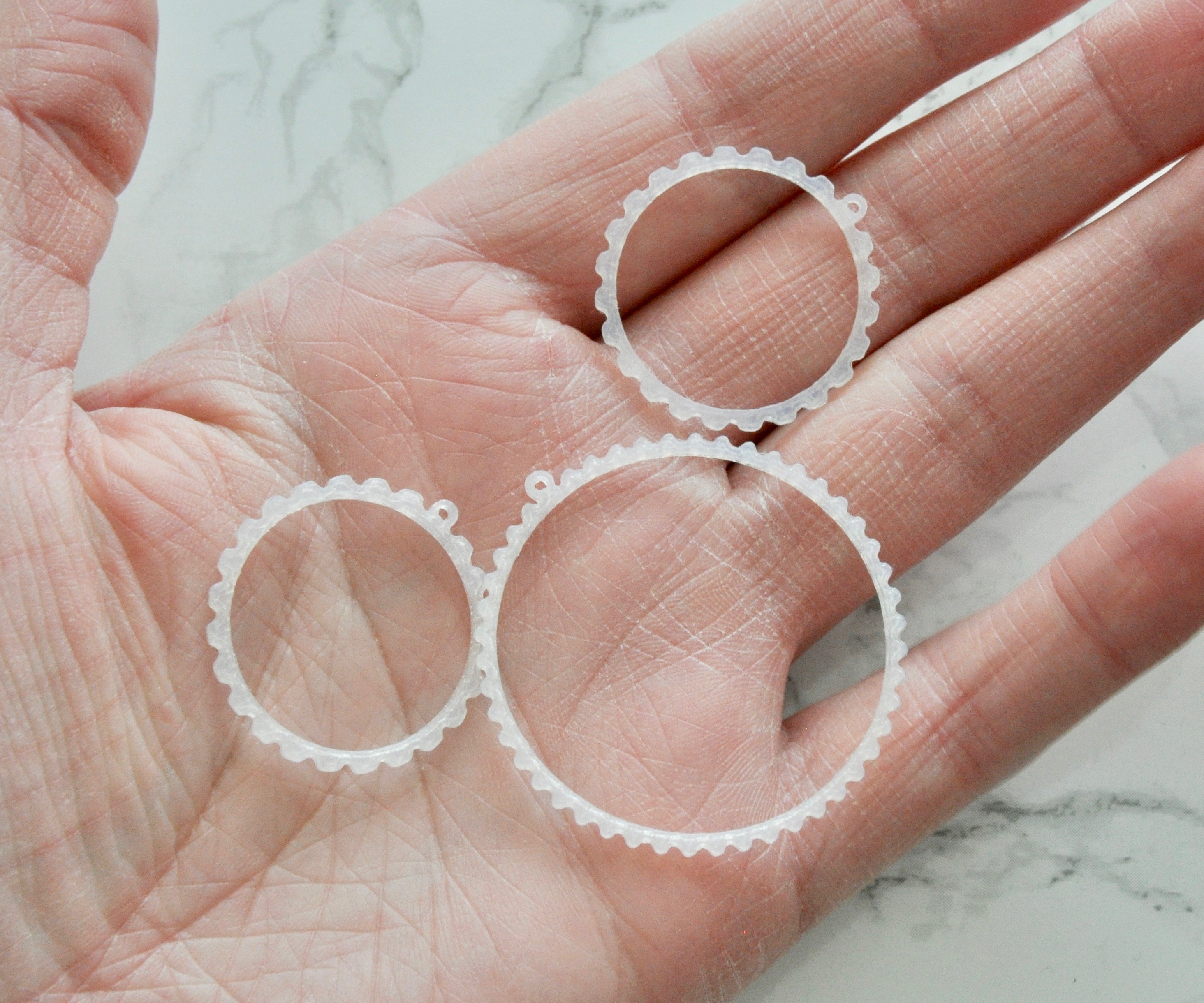 String Art Earrings and Necklace | Tinkercad